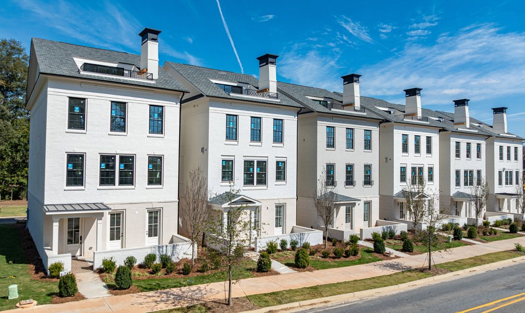 Mayfair On Main Luxury Im Herzen In Alpharetta, Georgia, Vereinigte ...