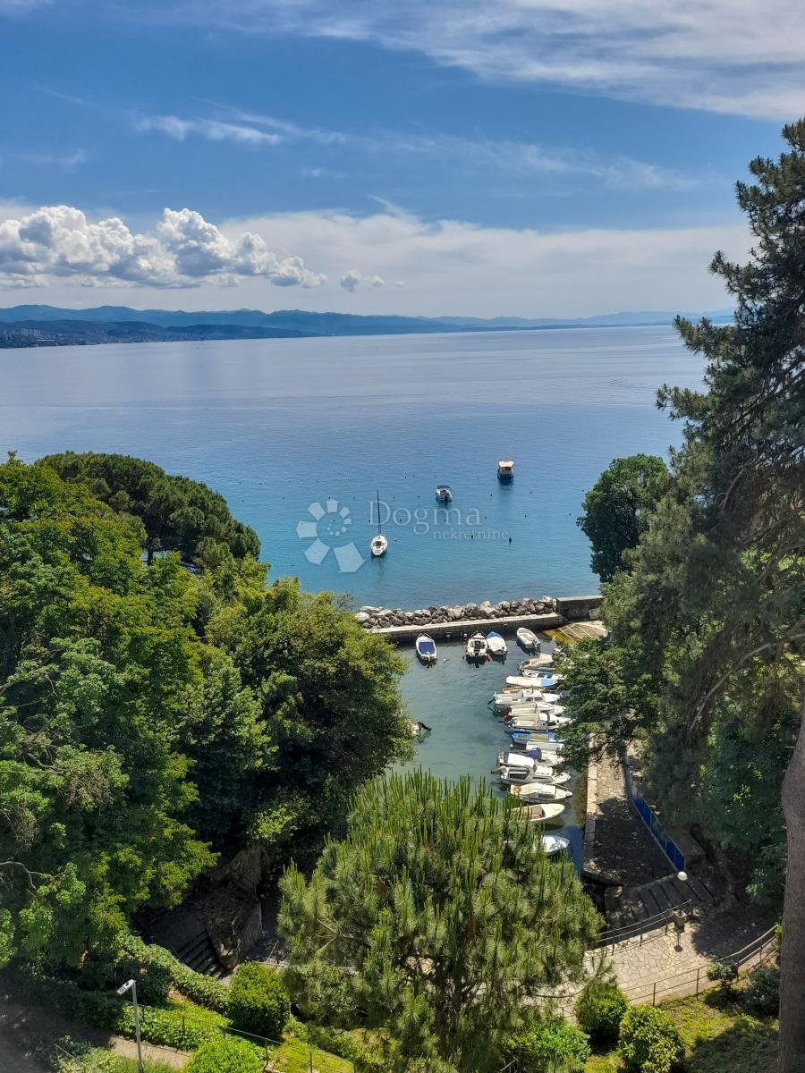 Flat Opatija Centar, Opatija, 70m2 En Grad Opatija, Primorje Gorski ...