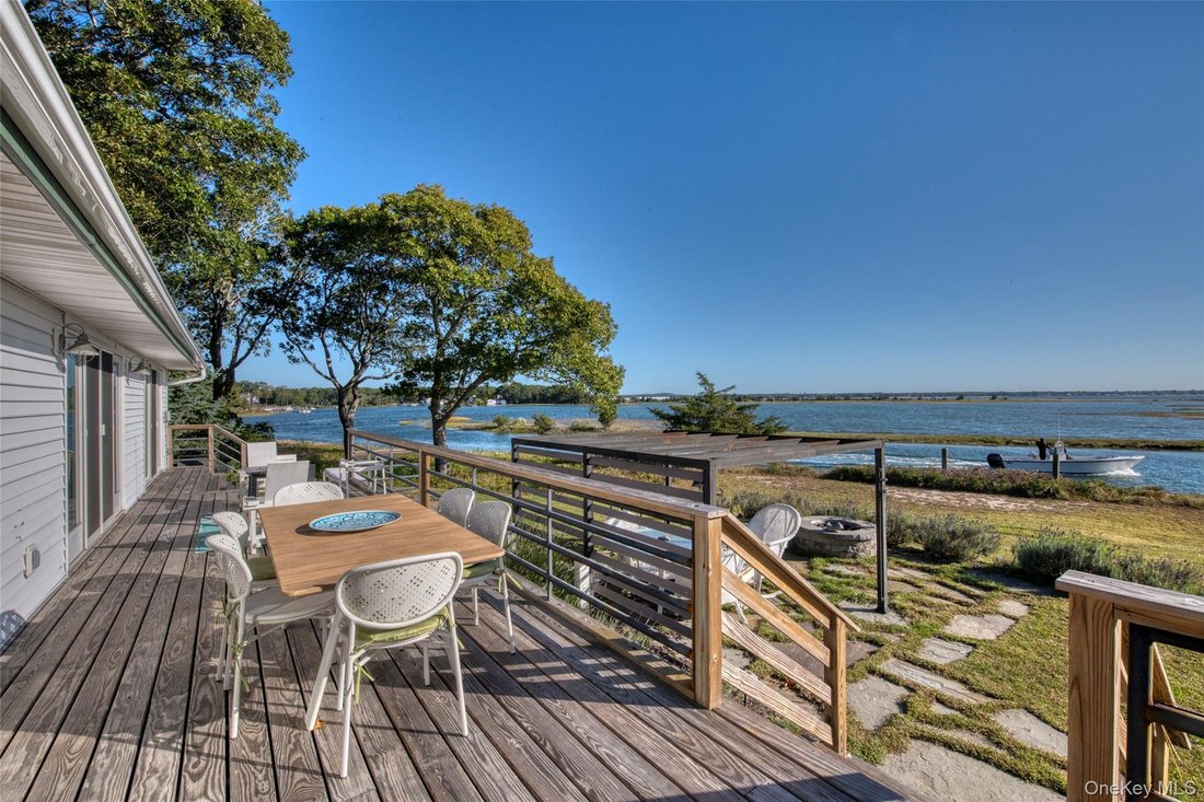 1455 Cedar Point Drive, Southold, Ny, In Southold, New York, United ...