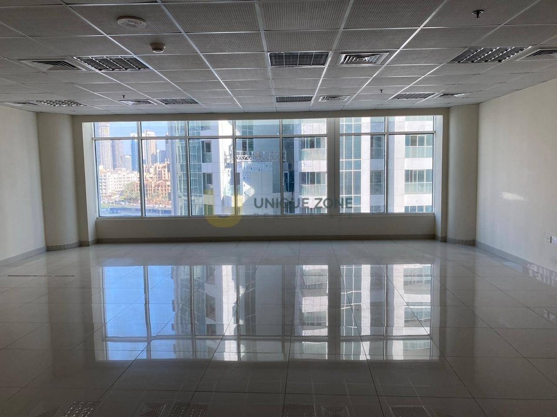 Semi Furnished/Vacant/Cubicles Nd In Dubai, Dubai, United Arab Emirates ...