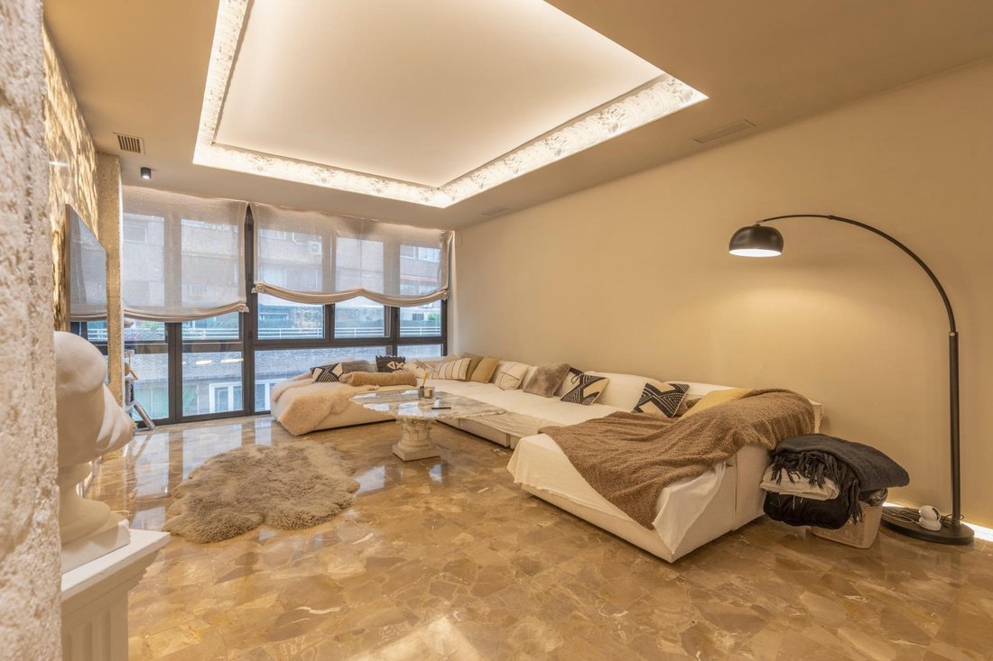 Granada Flat In Beiro, Granada, Spain For Sale (16572756)