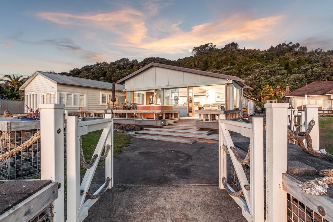 417 Thames Coast Road Te Puru Coromandel In Te Puru, Waikato, New ...