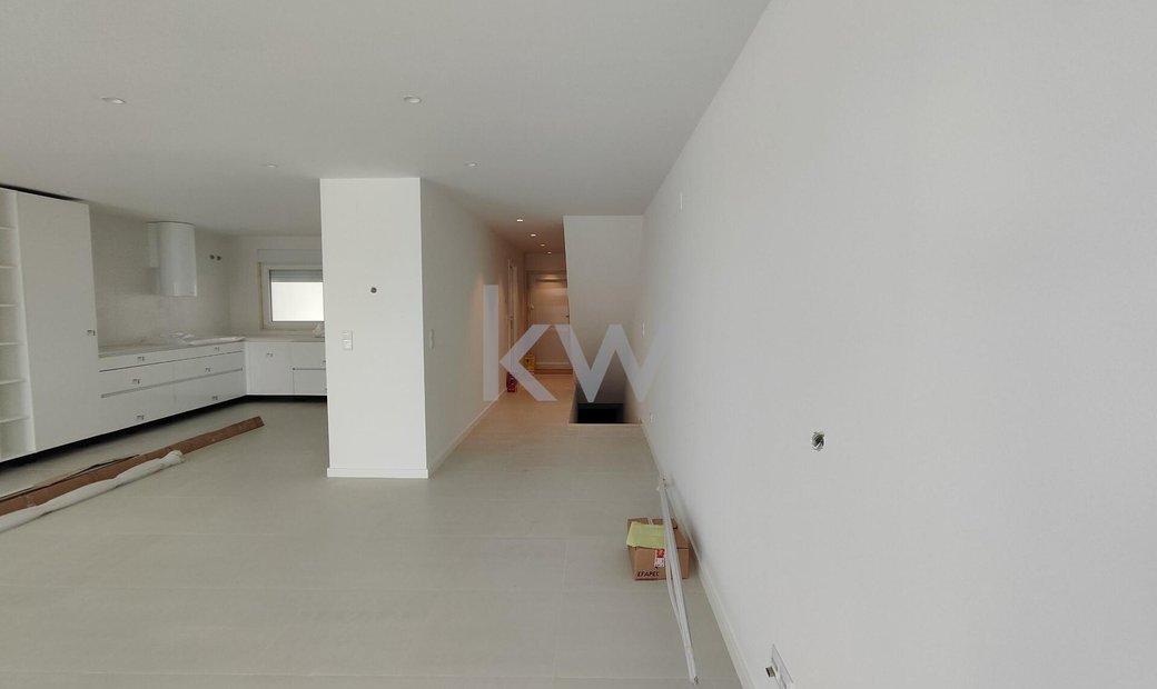 Mafra Terraced House In Mafra, Lisbon, Portugal For Sale (16575275)