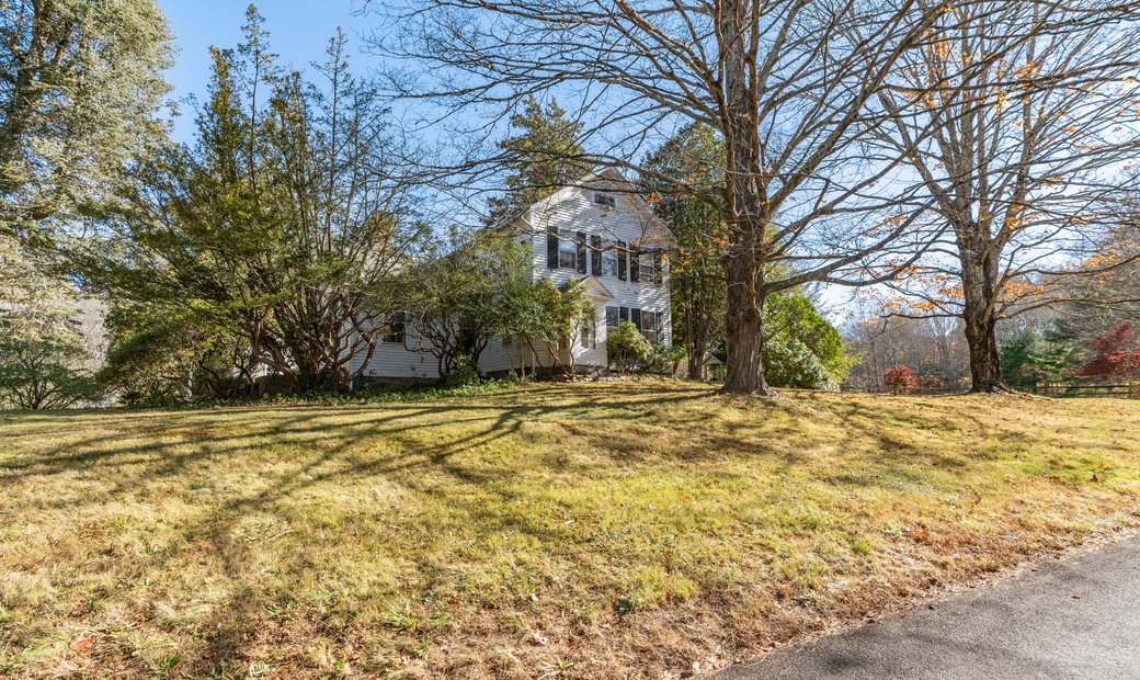 This Timeless 1840 Home Sits Gracefully On In Lyme, Connecticut, United ...