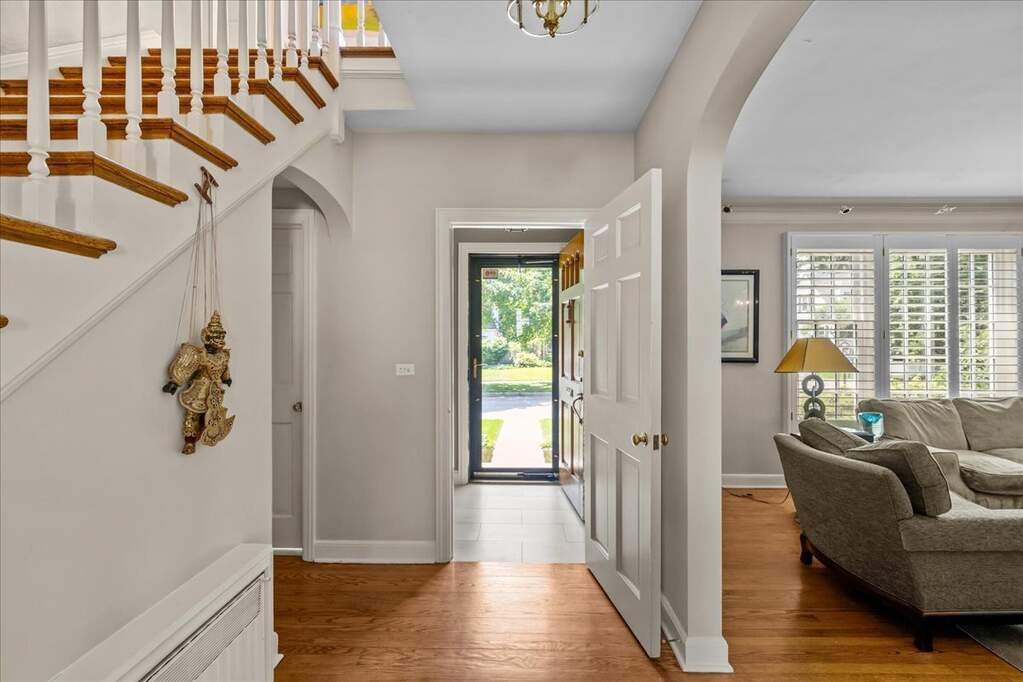 Charming Wilmette Home In The Coveted In Wilmette, Illinois, United ...