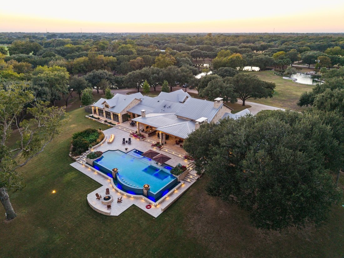3401 Pueblo Viejo Lane En Sealy, Texas, Estados Unidos En Venta (16577172)