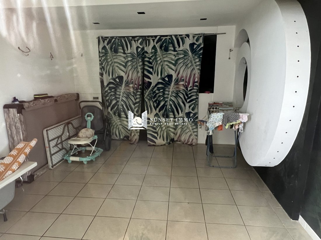 Faaa Ancienne In Fa'a'ā, Windward Islands, French Polynesia For Sale ...