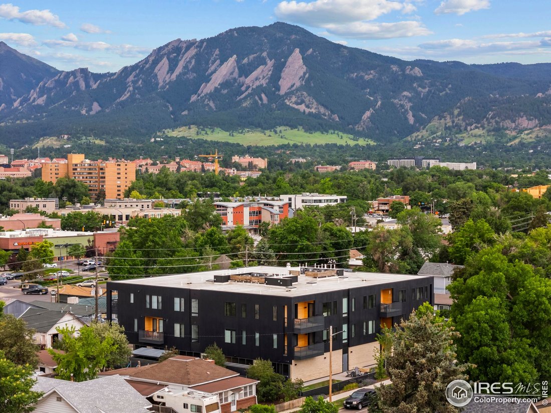 Condominium In Boulder In Boulder, Colorado, United States For Sale ...