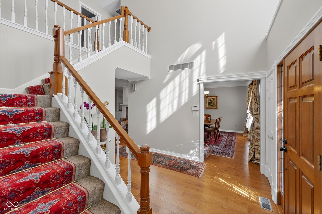 6 Bedrooms Single Family Detached In Lawrence, Indiana, United States ...