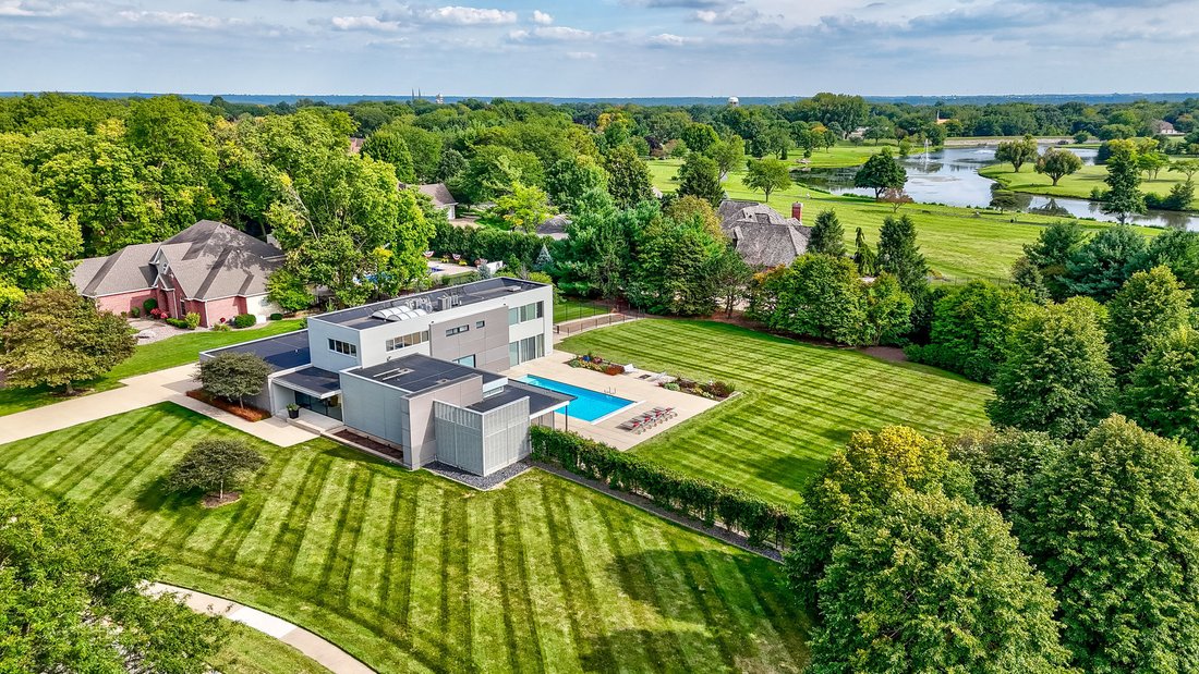 Single Family Residence In Peru In Peru, Illinois, United States For ...
