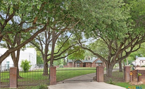 Annonces Immobilières de Bryan Taylor Properties - McQueeney - United ...