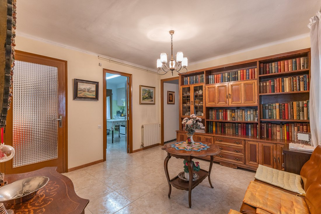 House With Large Garden Patio And Six Parking In Terrassa, Catalonia ...