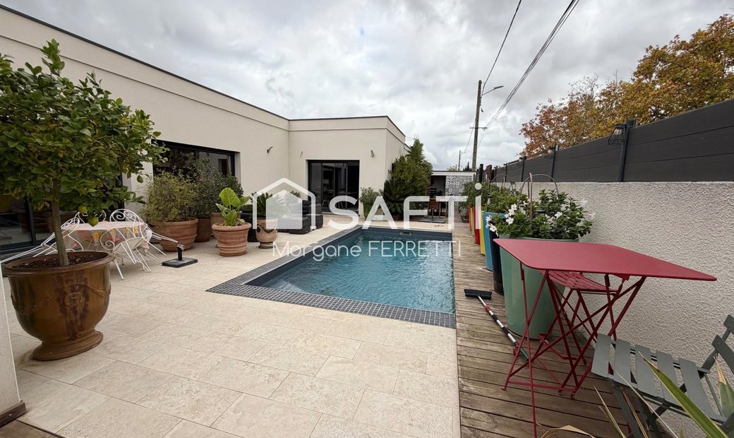 Maison Plain Pied 157 M2 Garage Piscine En Ornaisons, Occitania ...