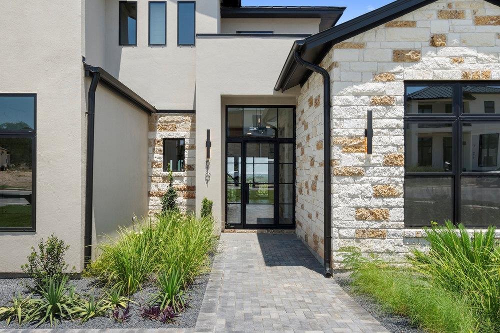 Single Family Residence In Austin In Austin, Texas, United States For ...