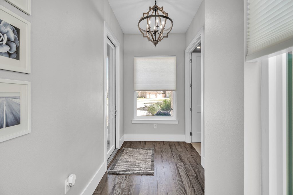 Single Family Residence In Midland In Midland, Texas, United States For ...