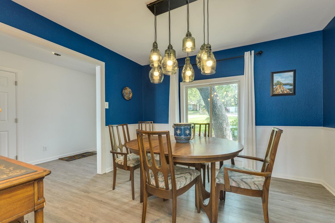 Single Family Residence In Buchanan Dam In Buchanan Dam, Texas, United ...