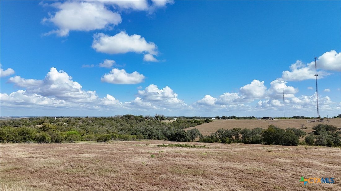 Single Family Residence In Seguin In Seguin, Texas, United States For ...