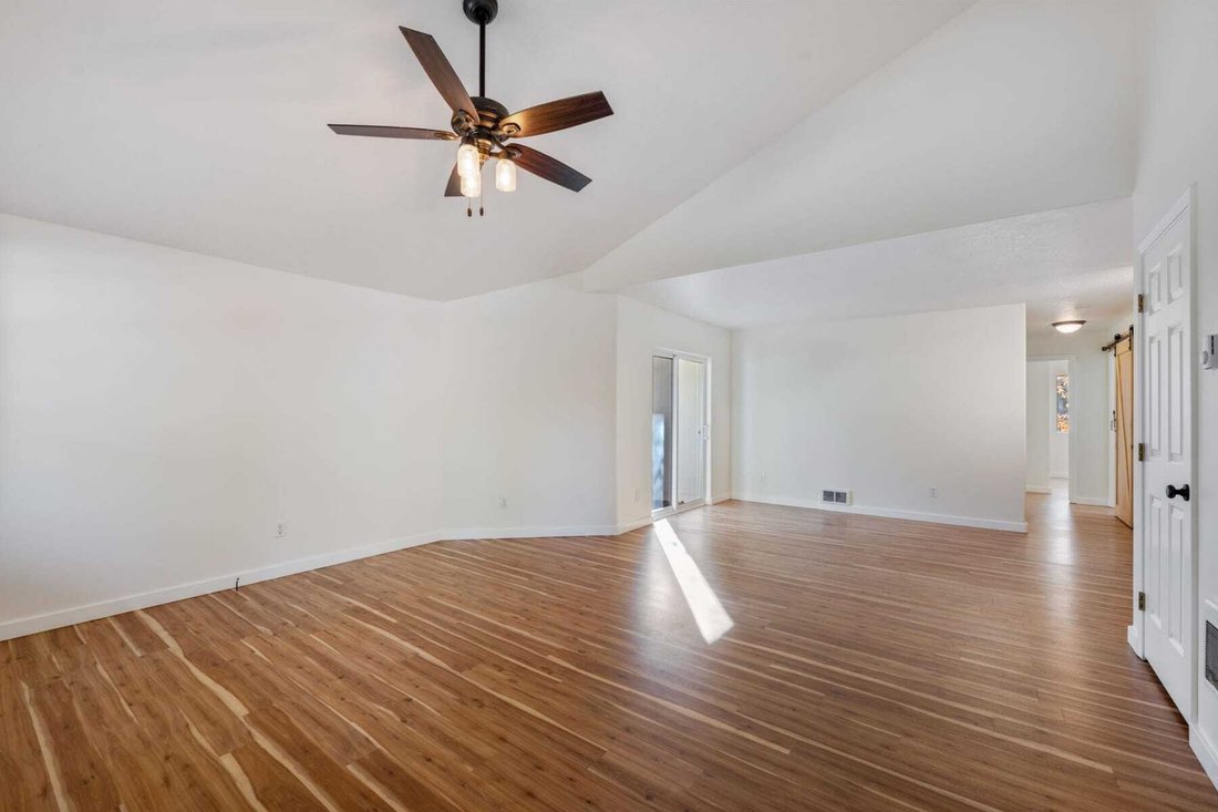 1175 Sw Chamberlain Street Bend, Or 97702 En Bend, Oregón, Estados ...