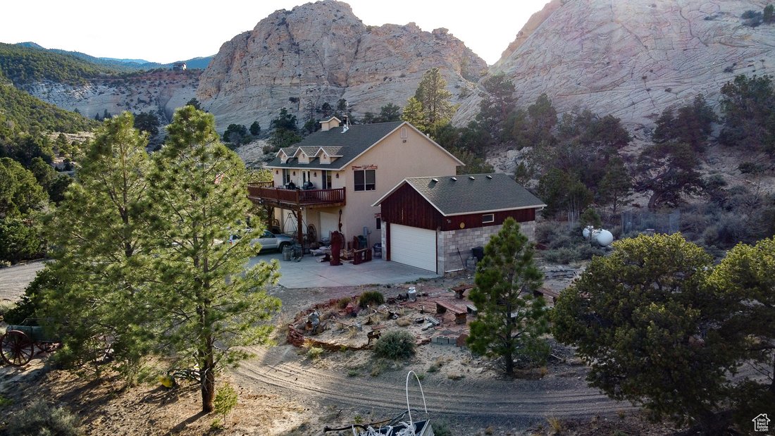 Einfamilienhaus In Teasdale In Grover, Utah, Vereinigte Staaten Zu ...