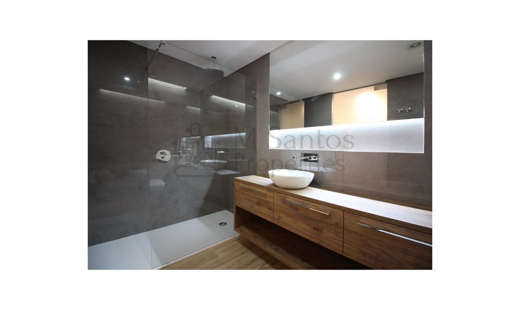 Parede Quinta Das Marianas New T3, Under Construction, In Portugal Zu ...