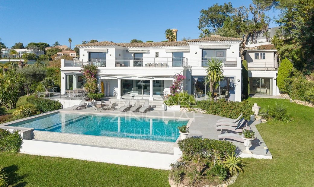 Cannes Super Cannes In Vallauris, Provence Alpes Côte D'azur, France ...