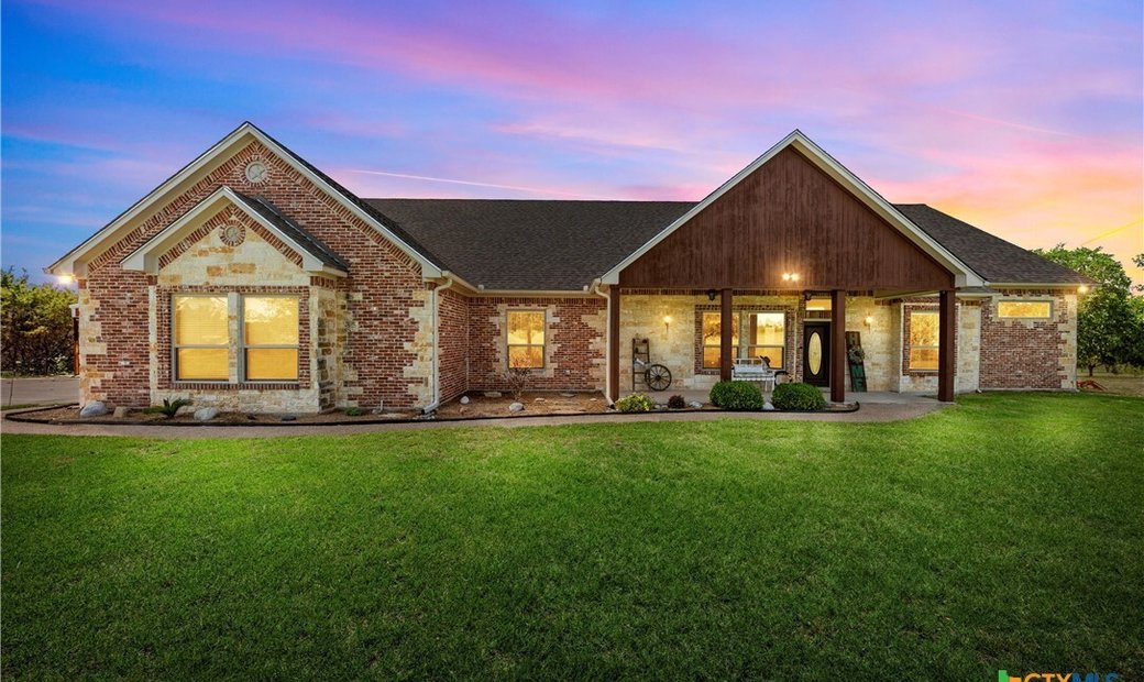 Einfamilienhaus In China Spring In China Spring, Texas, Vereinigte ...