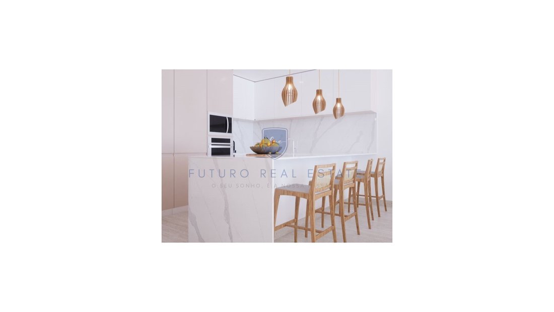 Fantastic 2 Bedroom Apartment | Câmara De En Câmara De Lobos, Madeira ...