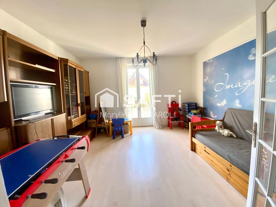 Duplex De 200 M2, 8 Pièces, 5 Chambres, In Straßburg, Grand Est ...