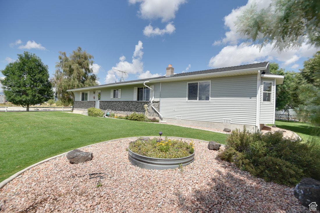 Single Family Residence In Manderfield In Beaver, Utah, United States ...