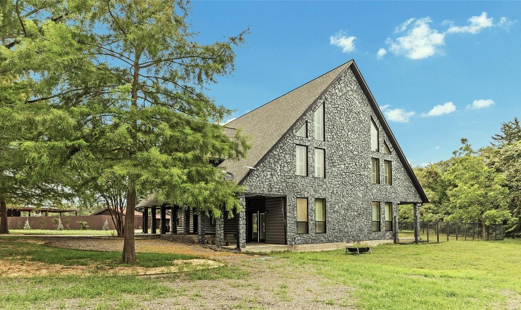 Single Family Residence In Gause In Gause, Texas, United States For ...