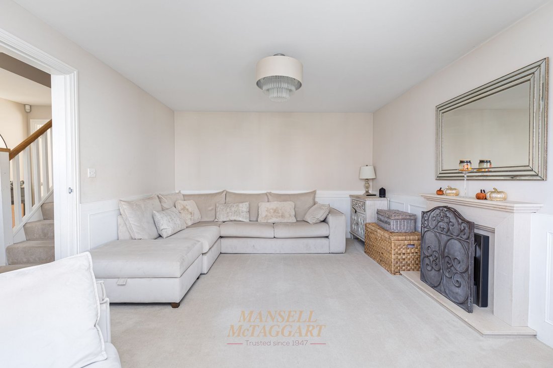 House Crawley In Crawley Down, England, United Kingdom For Sale (16607114)