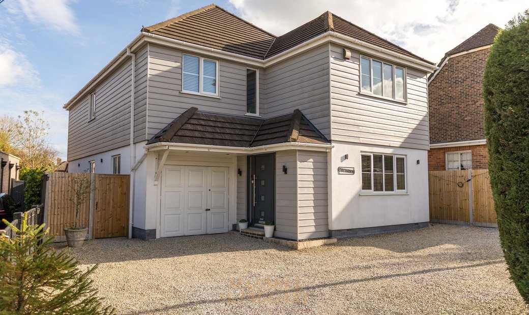 House Crawley In Copthorne, England, United Kingdom For Sale (16607226)