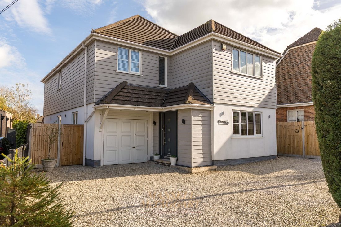 House Crawley In Copthorne, England, United Kingdom For Sale (16607226)