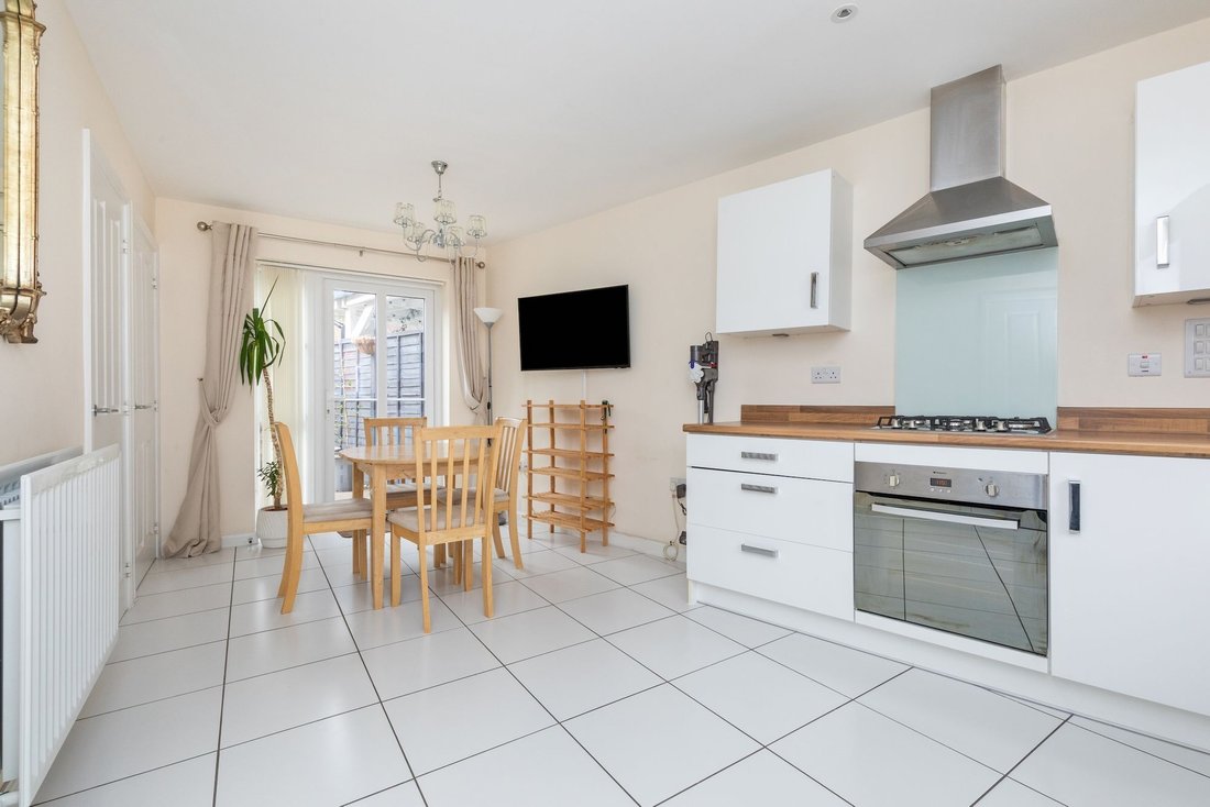 House Horsham In Horsham, England, United Kingdom For Sale (16607159)