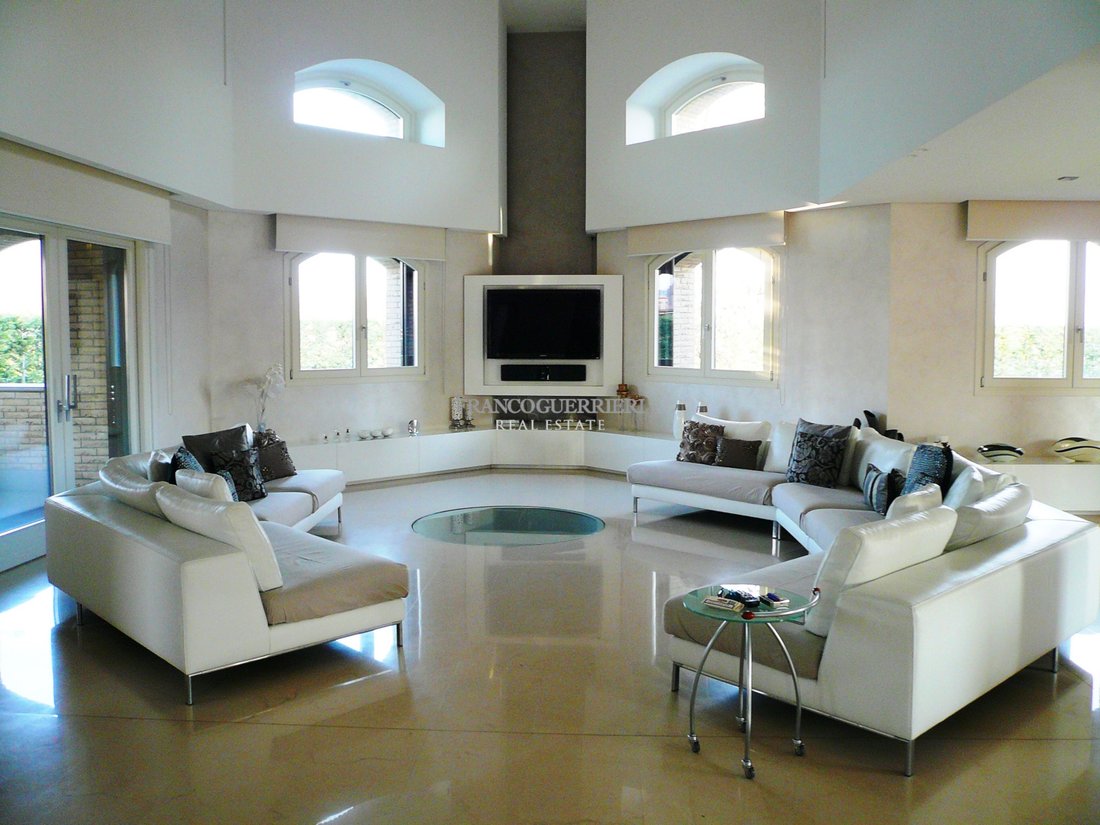 Modern Villa With Swimming Pool In Mezzago In Briosco, Lombardy, Italy ...