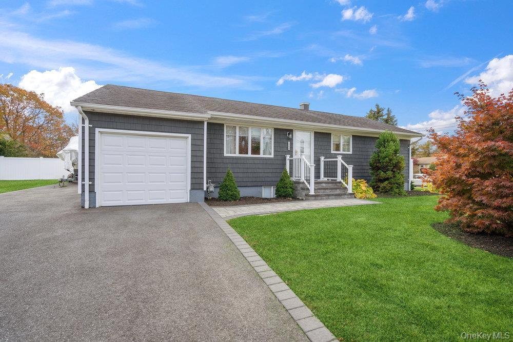 1584 Church Street Holbrook, New York En Holbrook, Nueva York, Estados ...