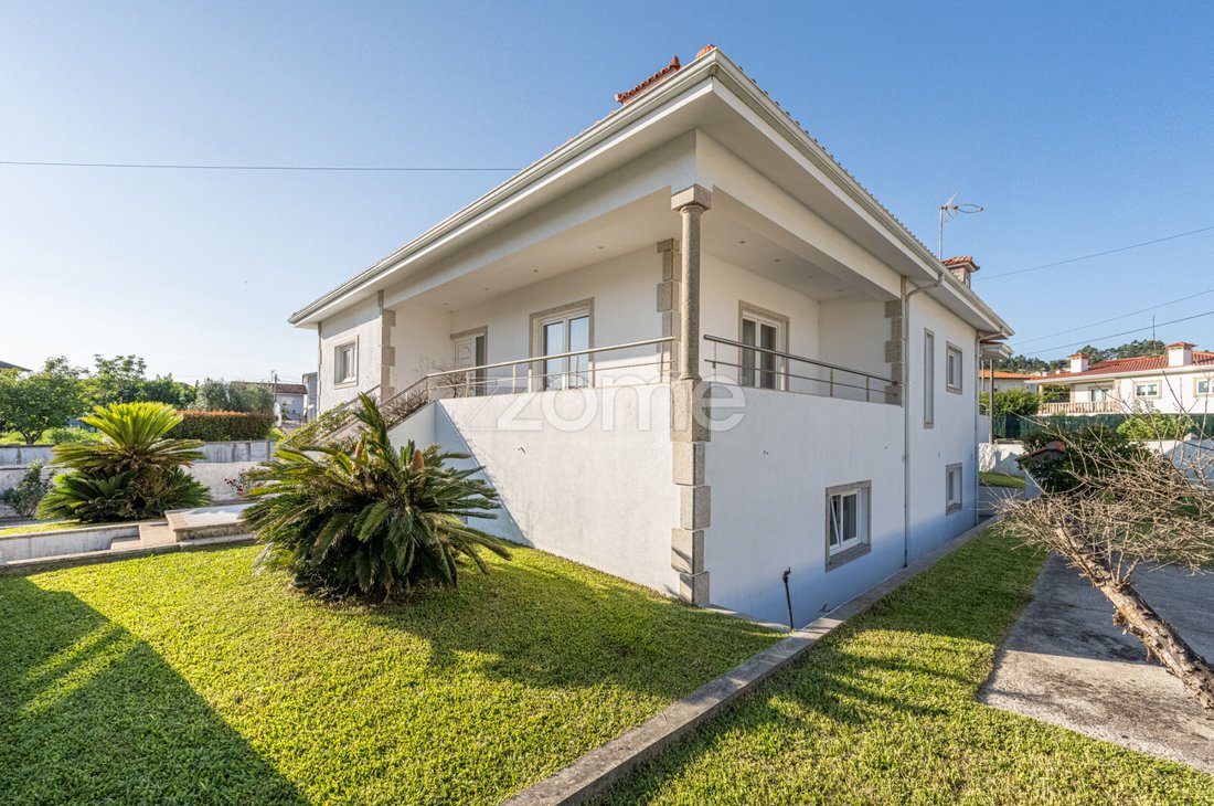 In Santo Tirso, Couto (Santa Cristina E Sao Miguel) E Burgaes, Porto District, Portugal For Sale ...