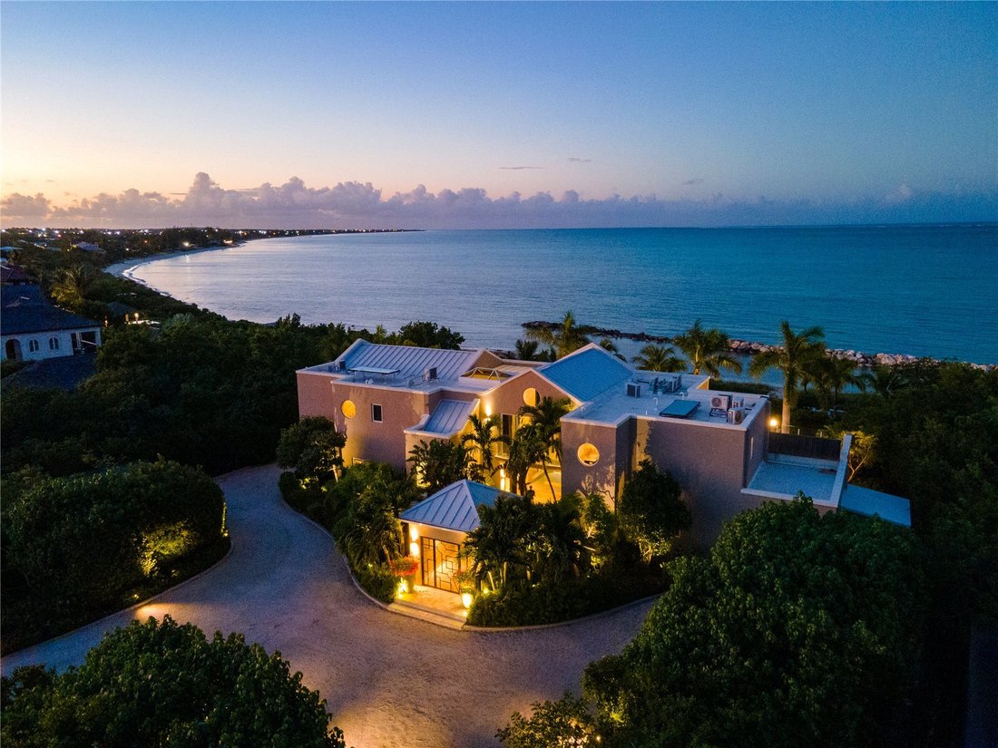 Beachfront En Cooper Jack Bay Settlement, Caicos Islands, Islas Turcas ...