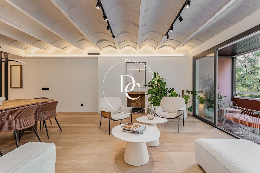 Barcelona Apartment In Eixample, Barcelona, Spain For Sale (16611134)