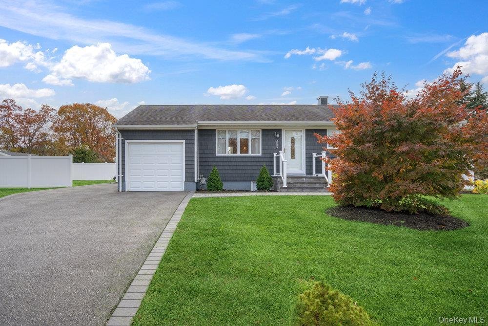 1584 Church Street Holbrook, New Dans Holbrook, état De New York, états ...