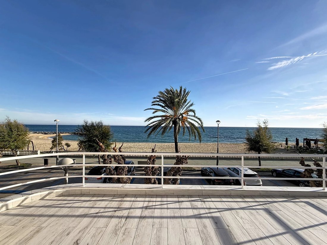 Exclusive Luxury Seafront Home — Caldes In Caldes D'estrac, Catalonia ...