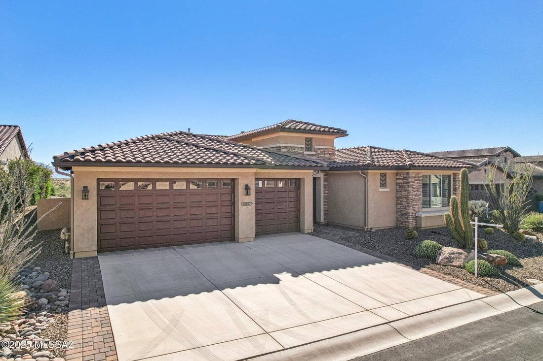 Des Vues Imprenables Sur Le Désert Avec Un Dans Oracle, Arizona, états ...