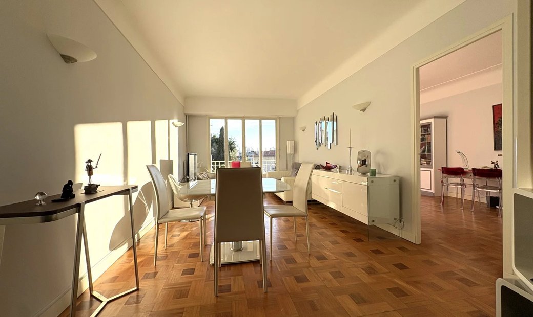 Nice Apartment In Nice, Provence Alpes Côte D'azur, France For Sale ...