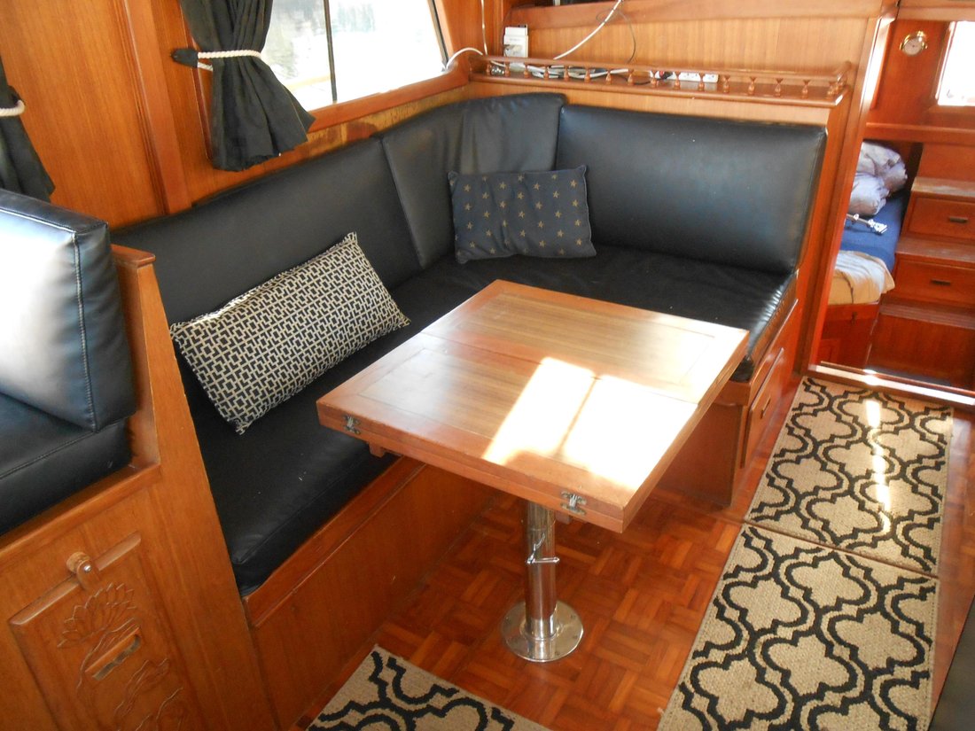 Chb 34 Aft Cabin In United States For Sale (16617584)