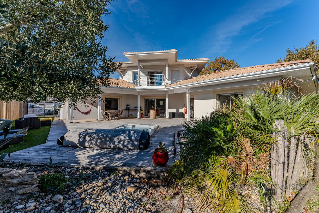 7 Room House 173 M² En Lanton, Nueva Aquitania, Francia En Venta (16477399)