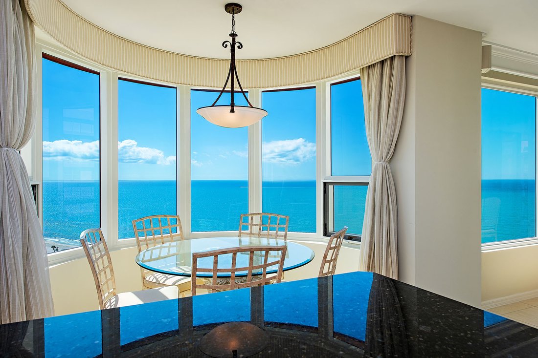 Park Shore Tower In Naples, Florida, United States For Sale (16629067)