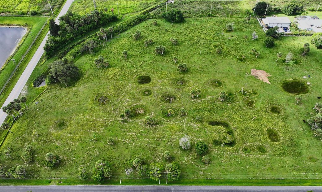 Concevez Le Domaine De Vos Rêves Sur Une Dans Fort Pierce, Floride ...