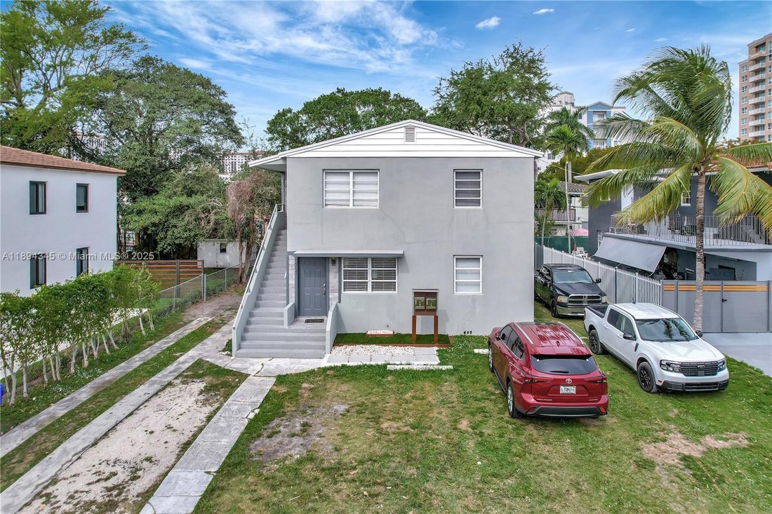 Duplex In Miami In Miami, Florida, United States For Sale (16639887)