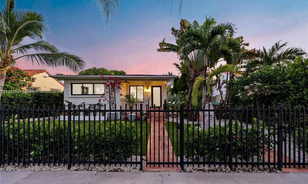 Duplex In Miami In Miami, Florida, United States For Sale (16635449)