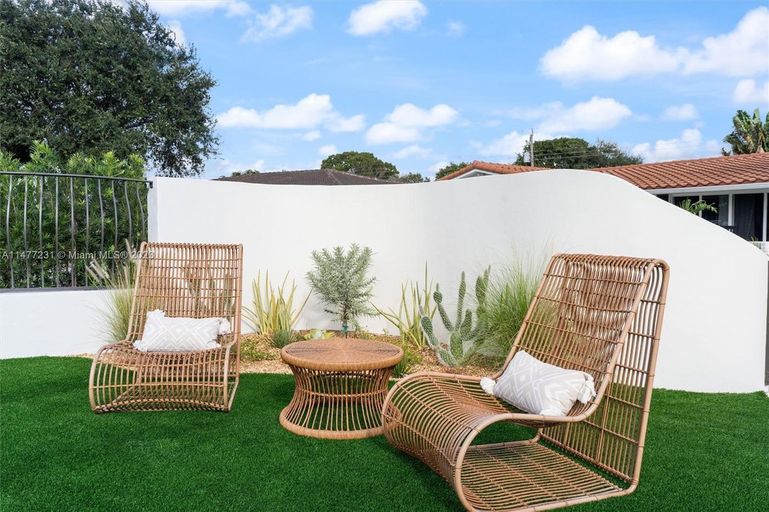 Single Family Residence In Fort In Fort Lauderdale, Florida, United ...